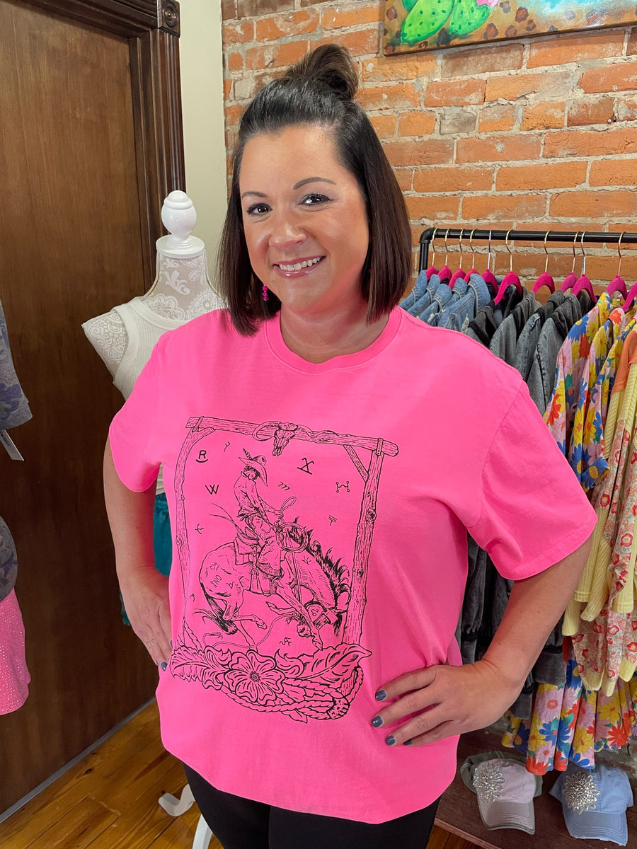 Overhead Outlaw Tee – The Sparkly Pig